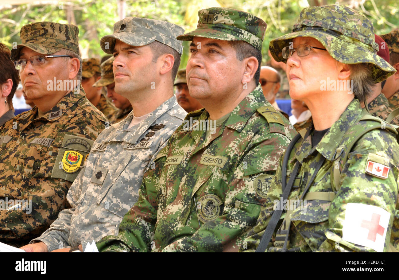 (Left to right) Salvadoran Col. Samuel Ruiz, Task Force Acaxual ...