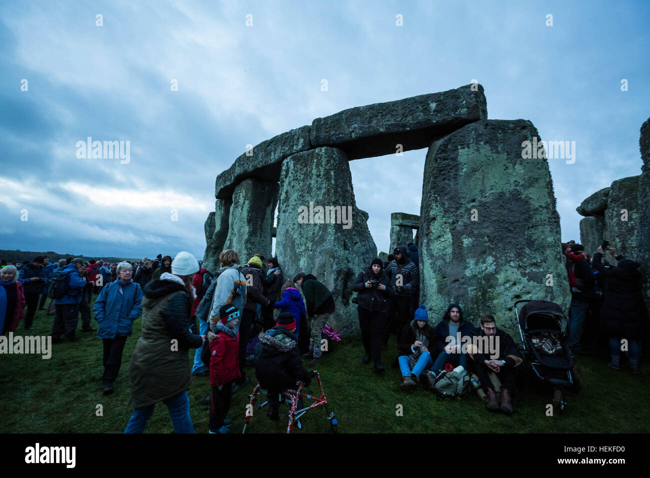 Wiltshire, UK. 21st December, 2016. Winter Solstice Celebrations at ...