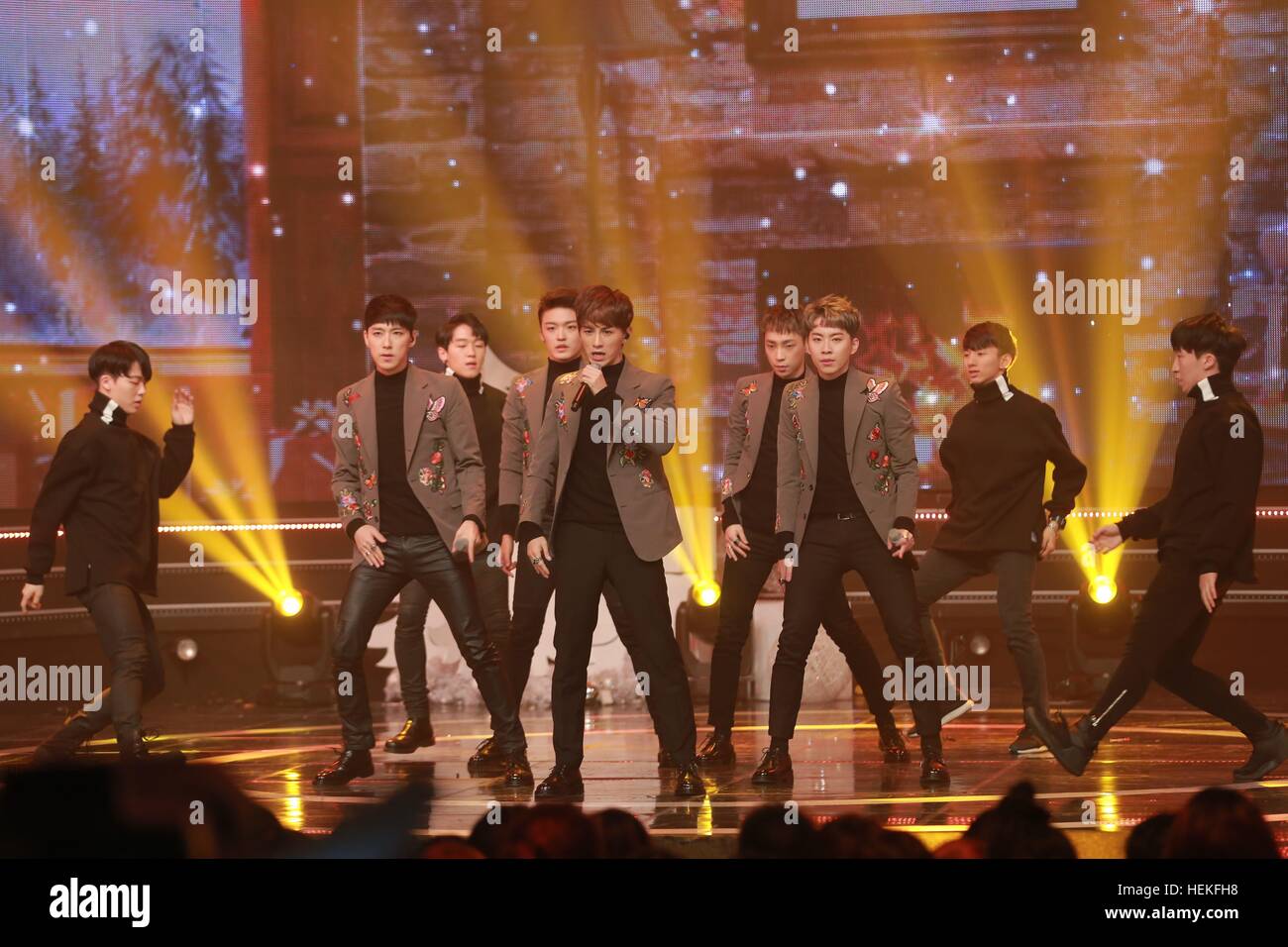 Seoul, Korea. 21st Dec, 2016. Seventeen, Pentagon, B1A4 attend music show Show£¡Champion in ...