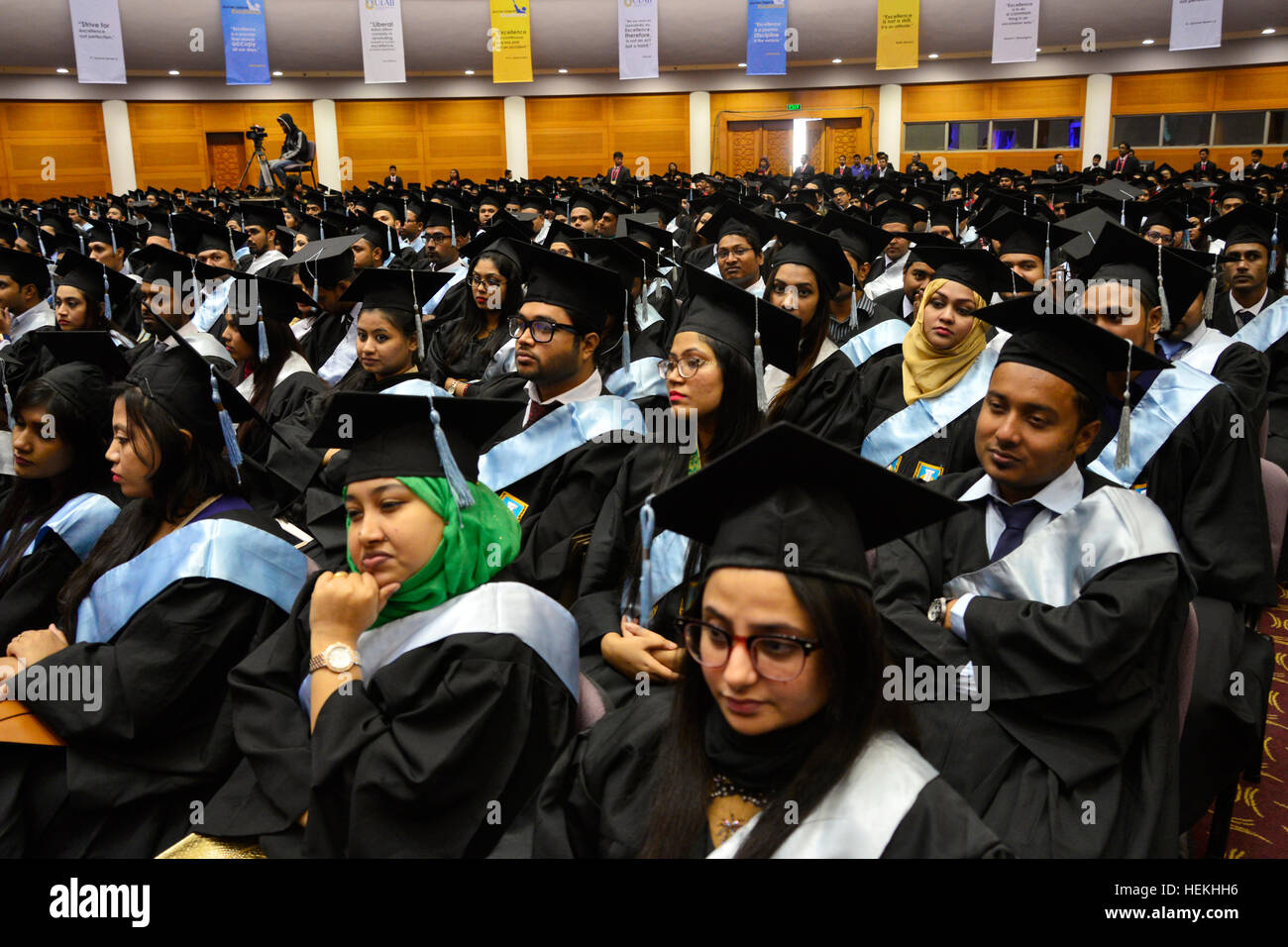 Dhaka, Bangladesh. 22nd Dec, 2016. Bangladeshi Teachers and Students ...