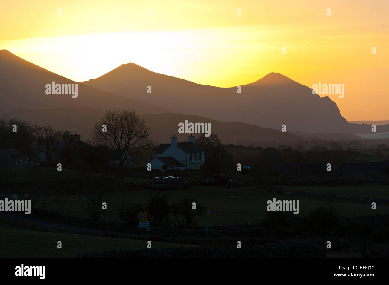 First welsh set hi-res stock photography and images - Alamy