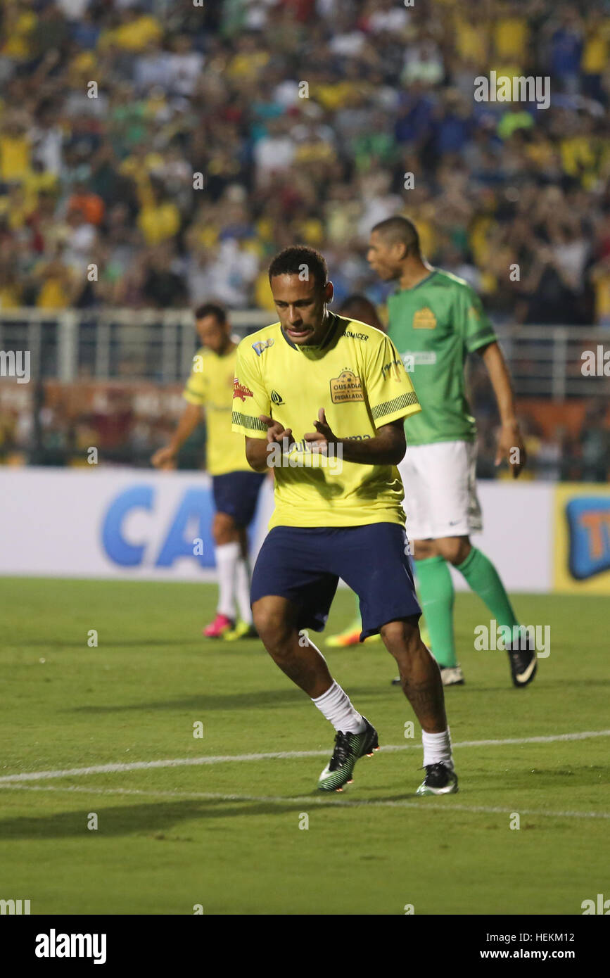 Neymar brazil 2016 hi-res stock photography and images - Alamy