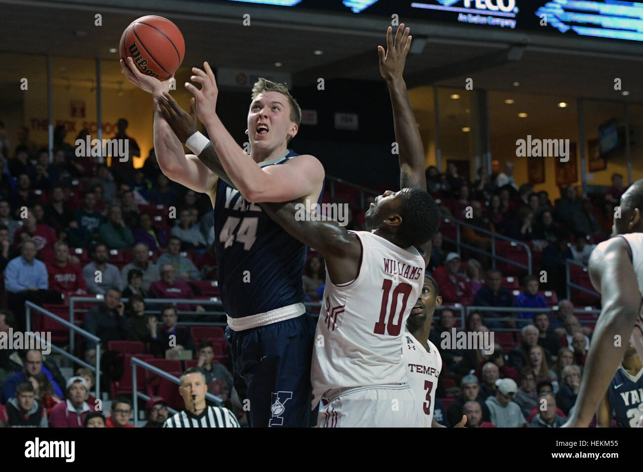 Philadelphia, Pennsylvania, USA. 22nd Dec, 2016. Yale Bulldogs forward ...