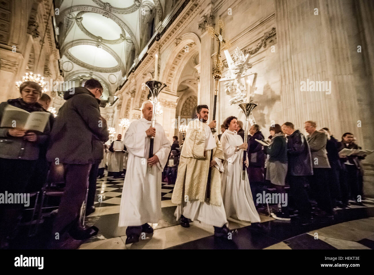 Carol service st pauls cathedral hi-res stock photography and images ...