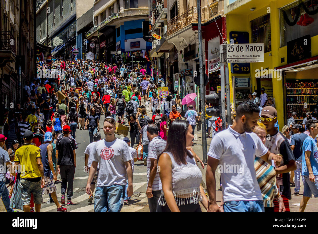 Brazil Busy Shopping Stock Photos & Brazil Busy Shopping Stock Images ...