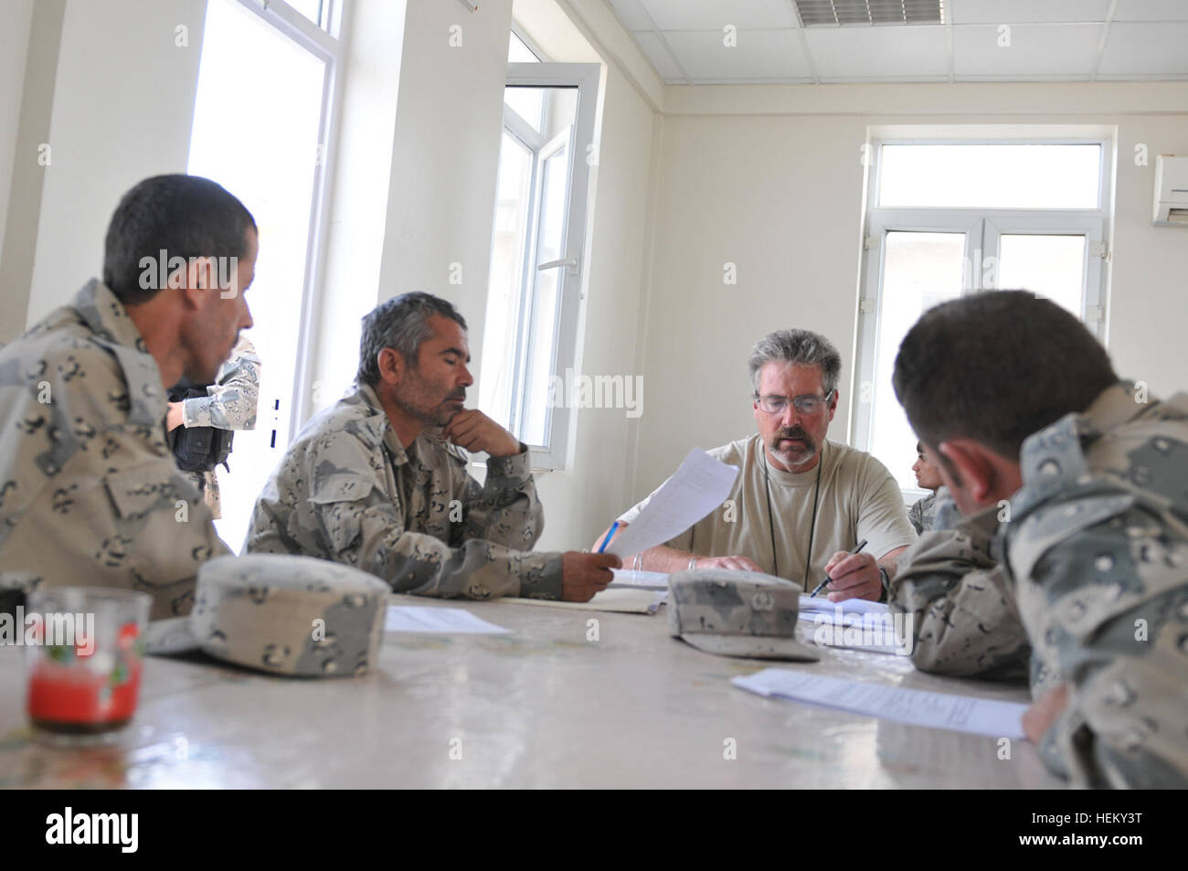 Mike studer employee dyncorp trains hi-res stock photography and images ...