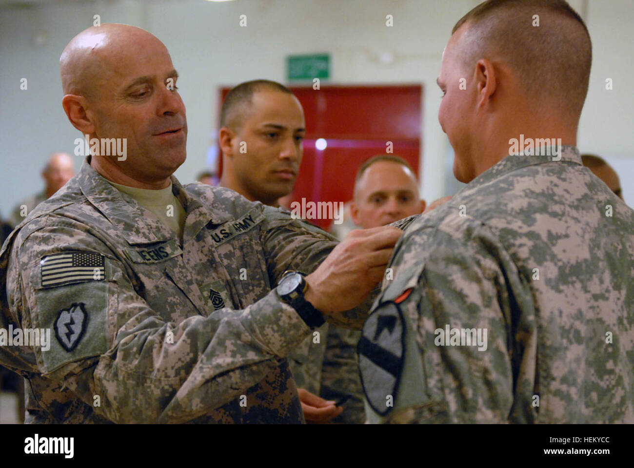 Command Sgt. Maj. Ray Devens, the command sergeant major of United ...
