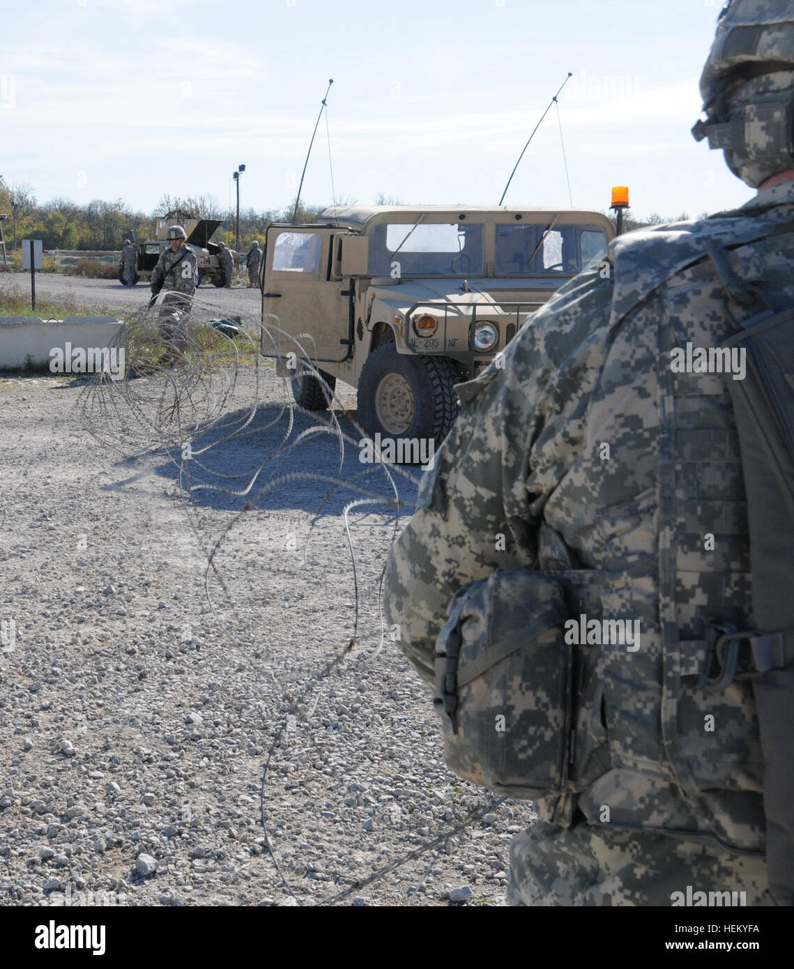 Soldiers with Headquarters and Headquarters Company, 157th Maneuver ...