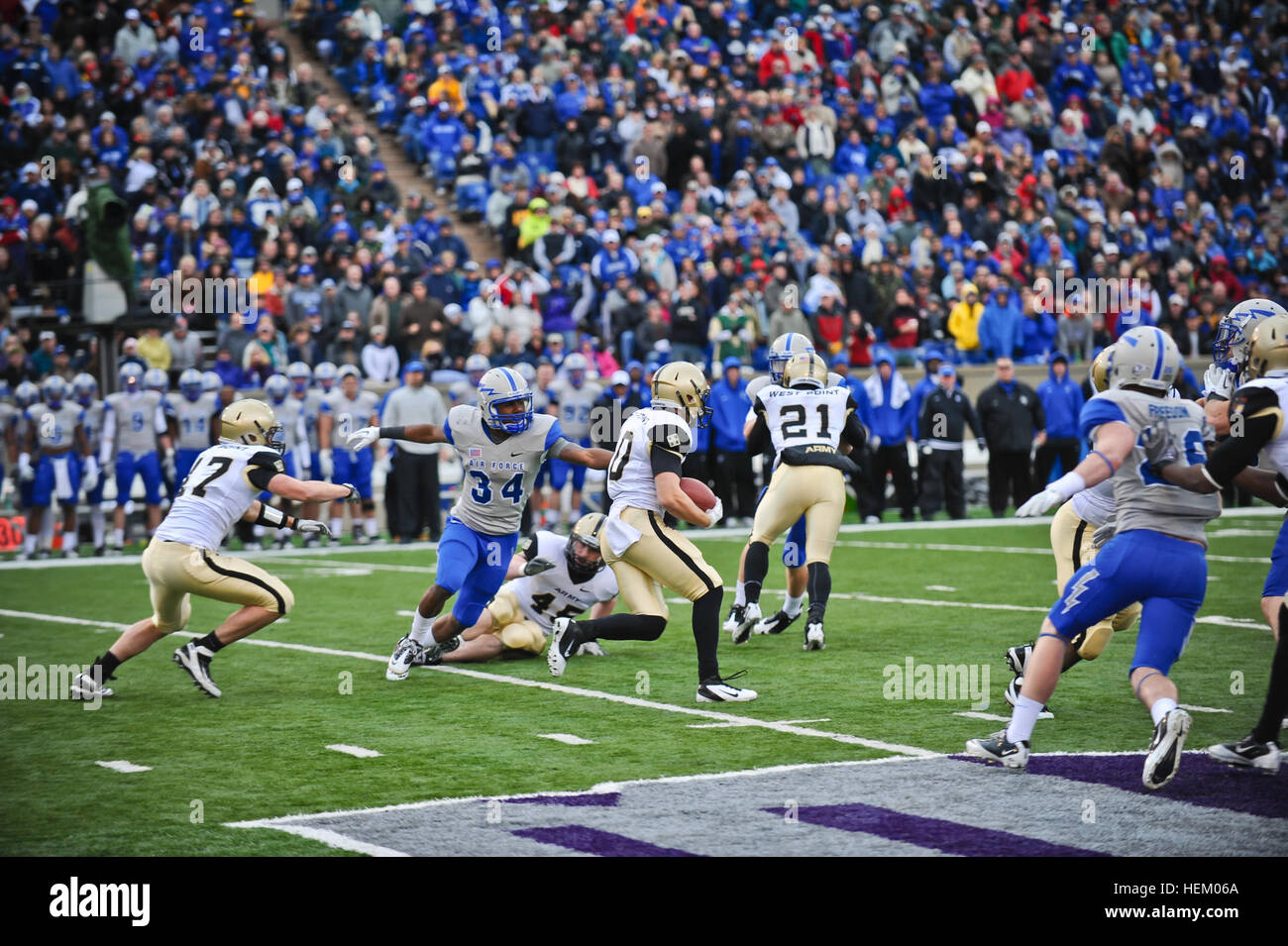 James Whittington, an Army Black Knights defensive back from El Paso ...