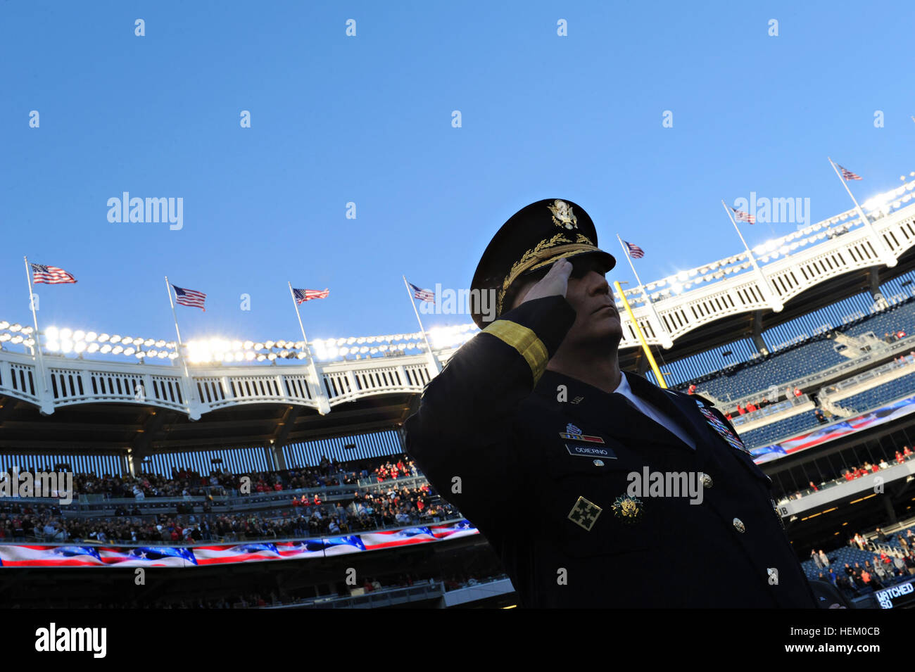 Gen Raymond T Odierno Stock Photos & Gen Raymond T Odierno Stock Images ...