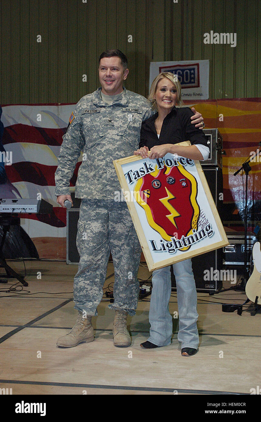 U.S. Army Col. Gary Patton, left, 25th Infantry Division chief of staff ...