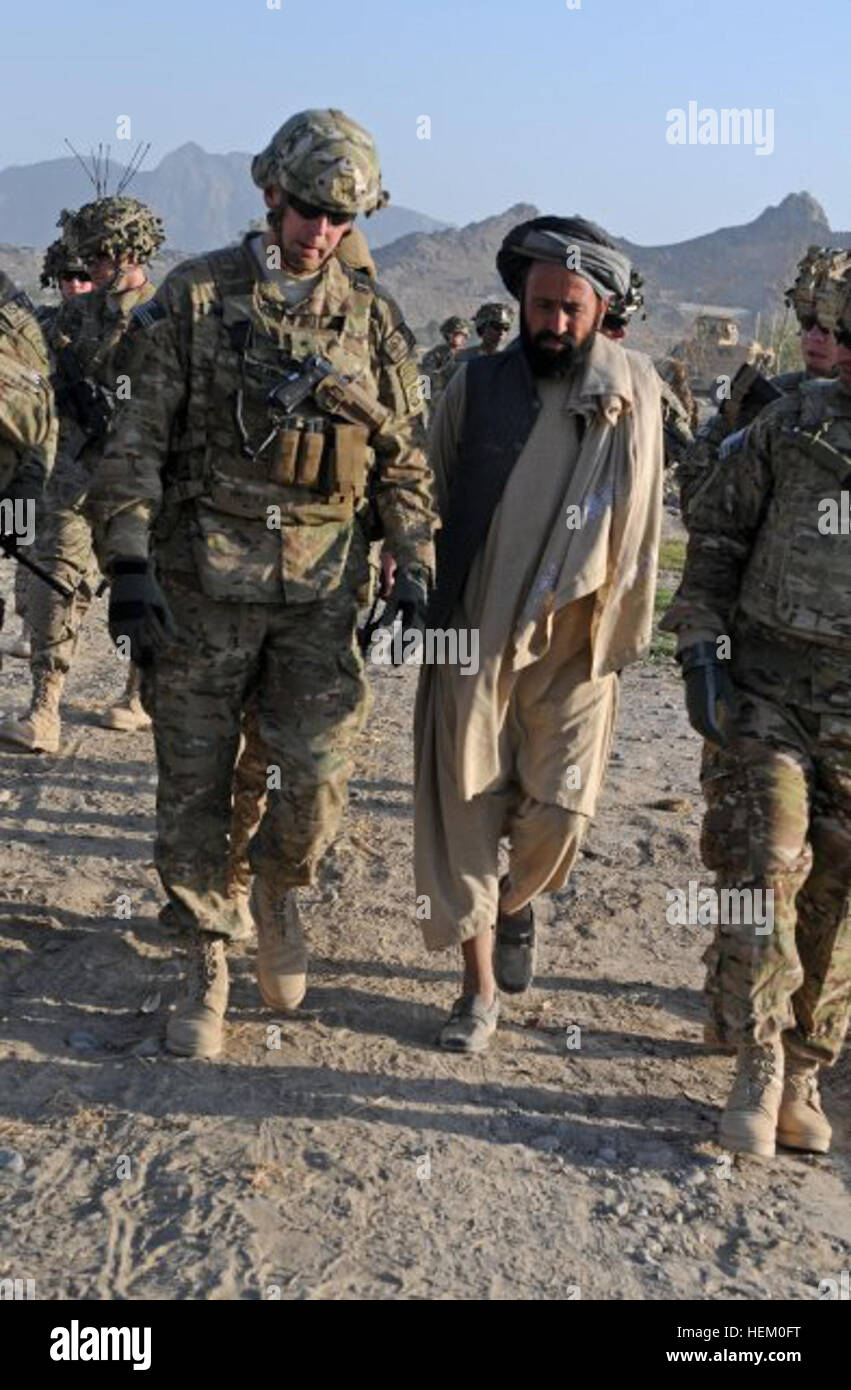 Brig. Gen. Jeffrey A. Sinclair, 82nd Airborne Division and Regional ...