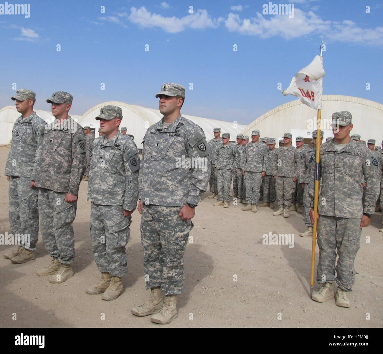 Four soldiers receive Purple Hearts in Kuwait 491809 Stock Photo - Alamy