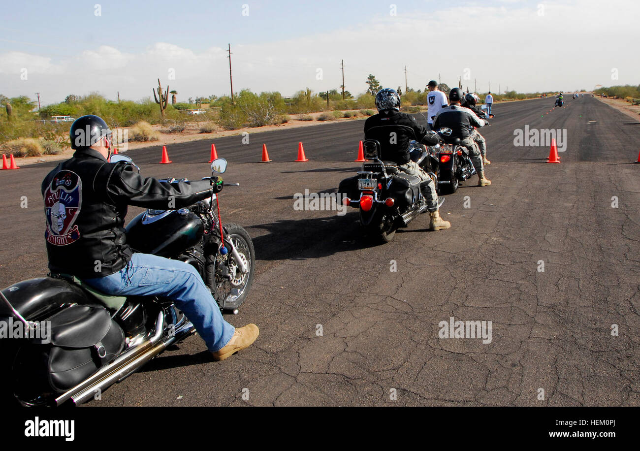 Arizona National Guard personnel line up ready to be evaluated on ...