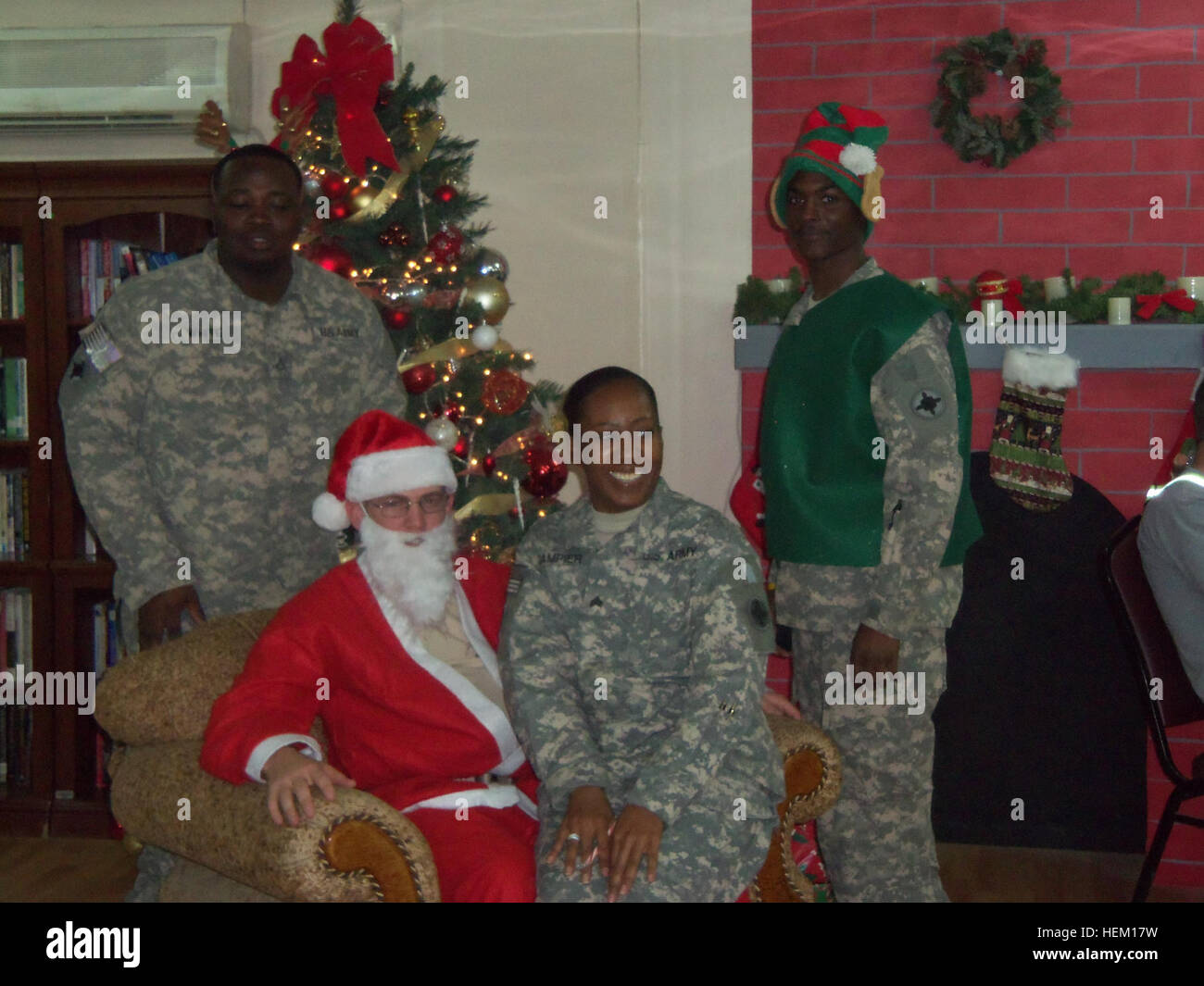 Soldiers from the 112th Military Police Battalion pose with Santa ...