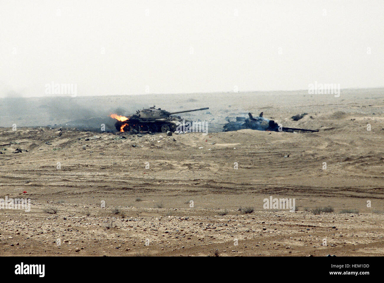Operation desert storm tanks hi-res stock photography and images - Alamy