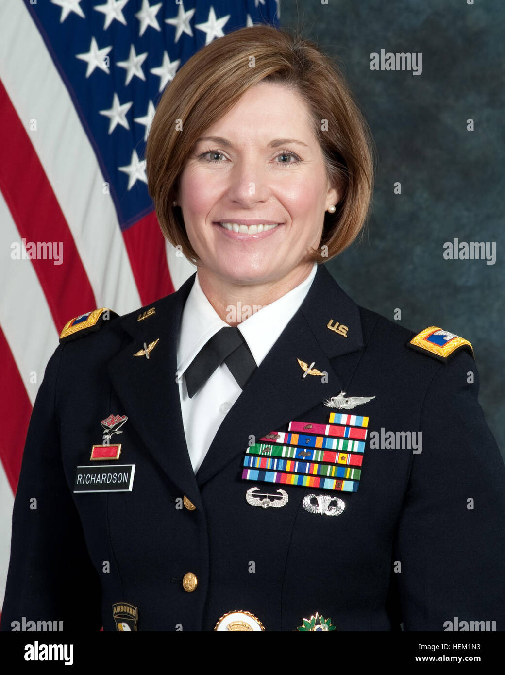 Laura J. Richardson (1 Stock Photo - Alamy