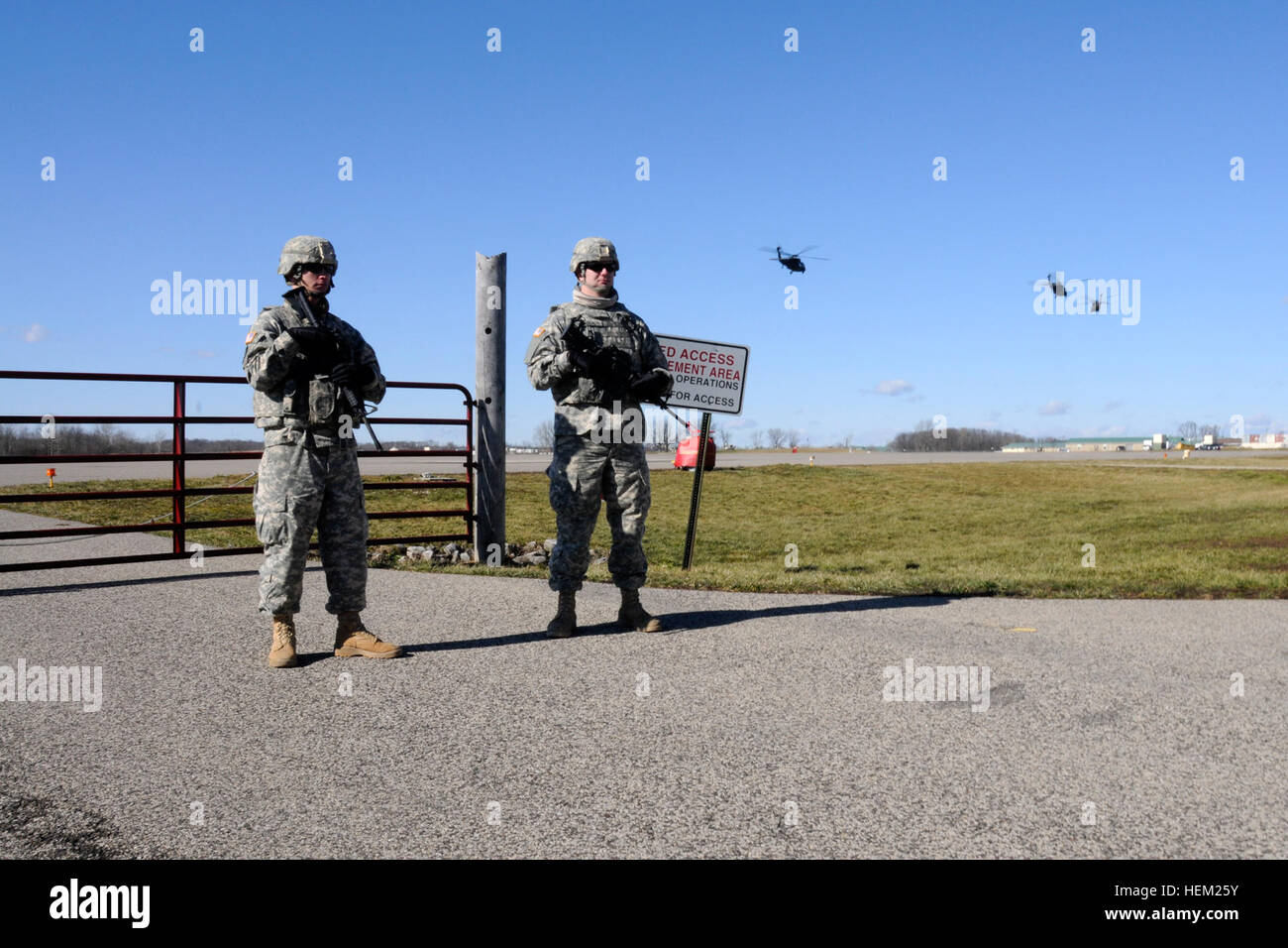(Left to right) Spc. Anthony Jenkins and Spc. Brandon McKelroy, from ...