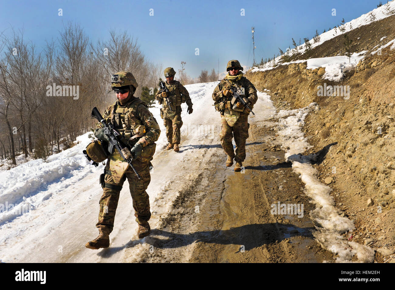 U.S. Forces â€“Afghanistan Force Protection Team members Sgt. Crystal ...