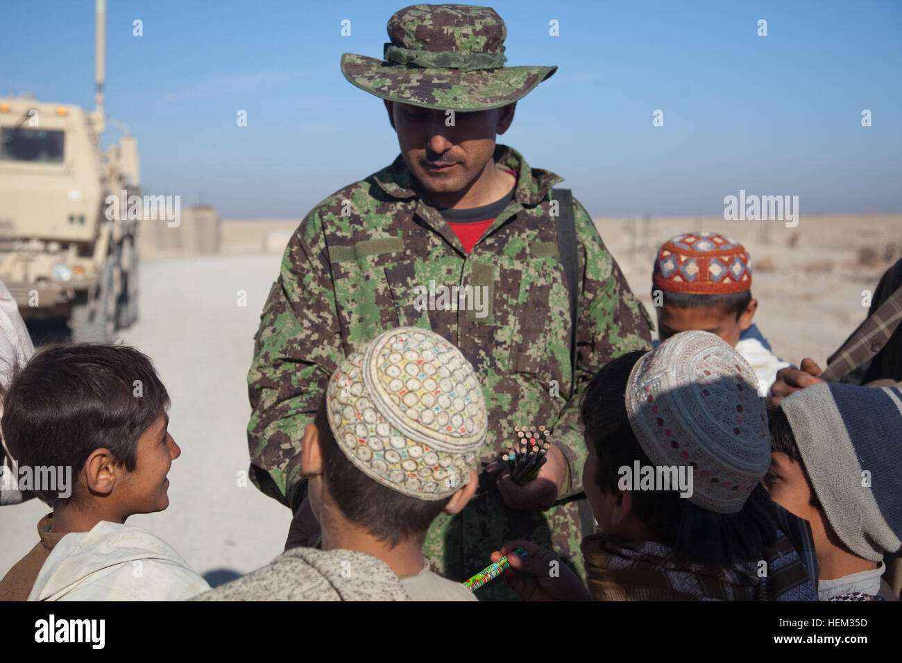 Pulaka hi-res stock photography and images - Alamy