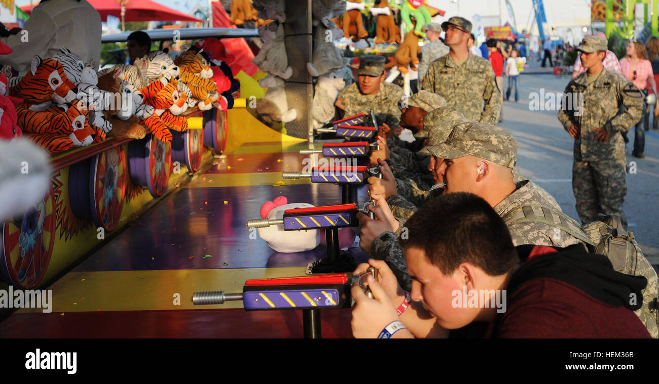 Soldiers from the 2nd Brigade Combat Team, 1st Cavalry Division, Fort ...