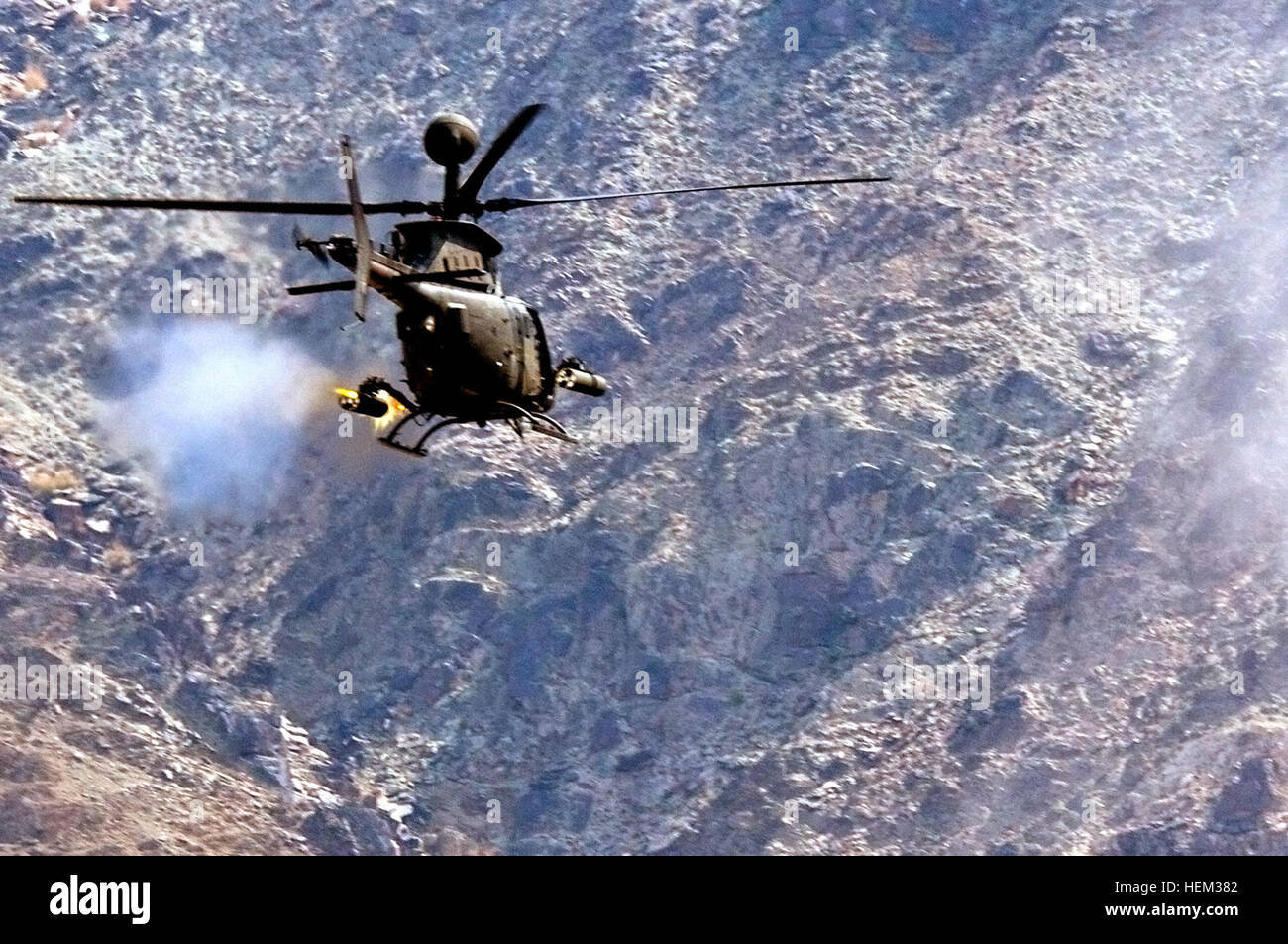 An OH-58D Kiowa Warrior from Task Force Saber, 82nd Combat Aviation ...