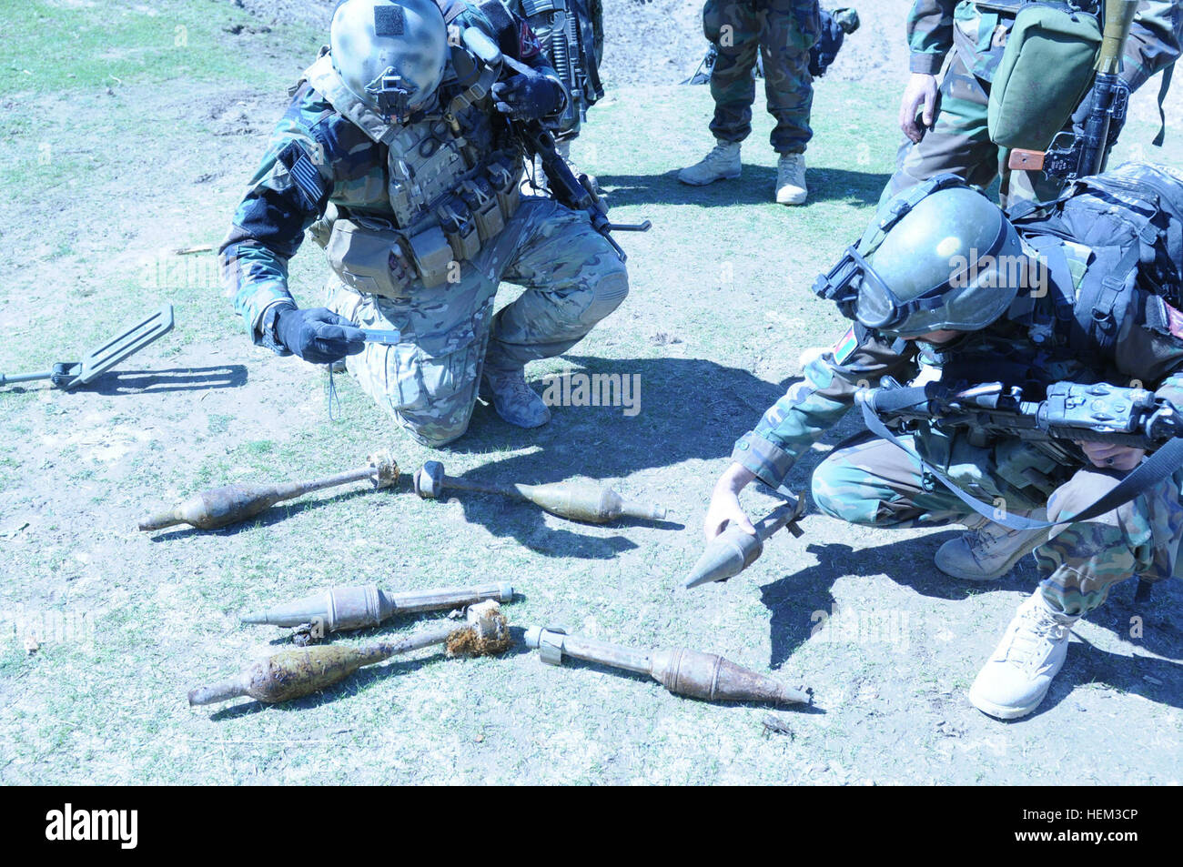 A commando from 3rd Company, 5th Afghan National Army Commando Kandak ...