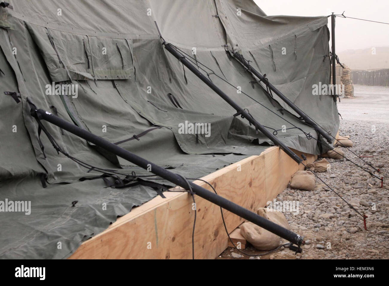 Forward operating base shank tent hi-res stock photography and images ...