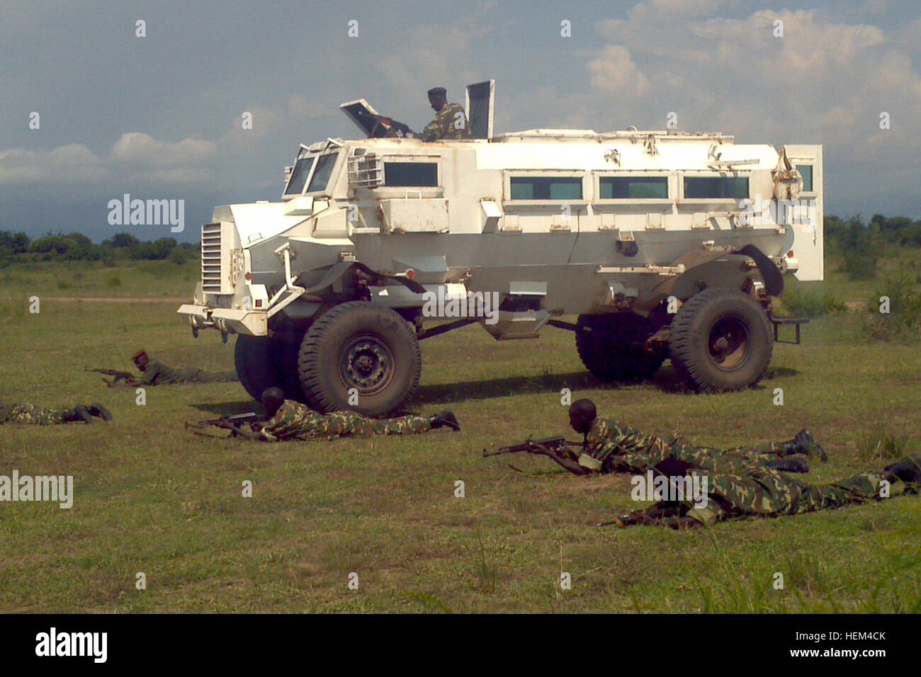 National guard personnel conduct hi-res stock photography and images ...