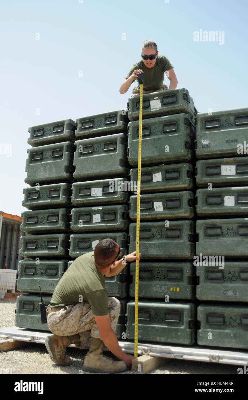 Sgt. Ginni Stolaas from Crawfordville, Fla., embark chief for I MHG ...