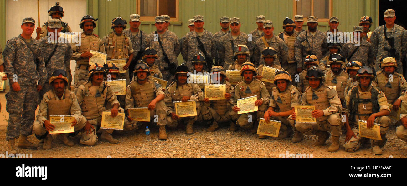 Iraqi army commandos, from 12th Division IA with their 'Blackhawk ...