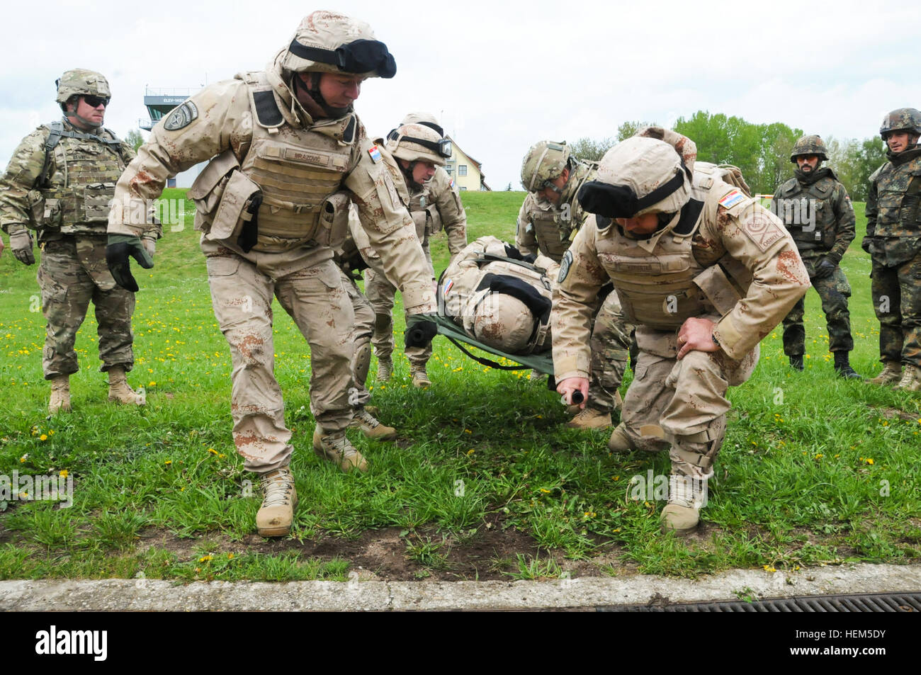 U.S. Army and Croatian army soldiers from Operational Mentor Liaison ...