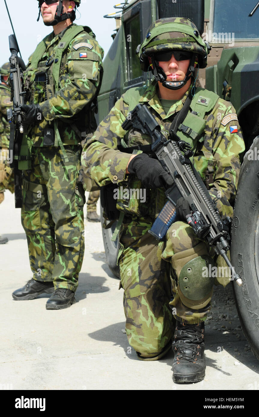 U s army released viper combat camera hi-res stock photography and ...