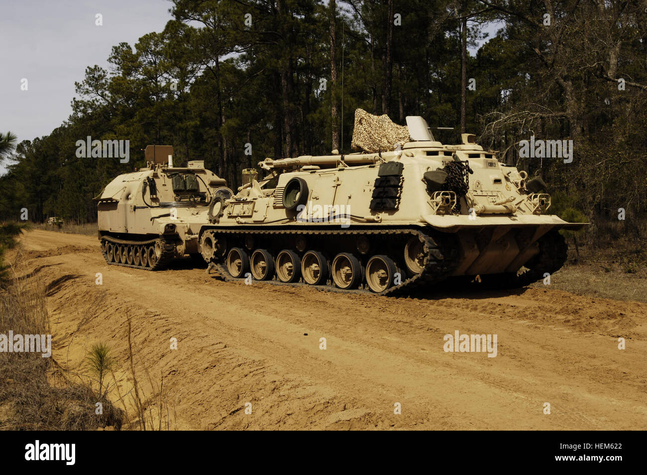 M88 recovery vehicle hi-res stock photography and images - Alamy