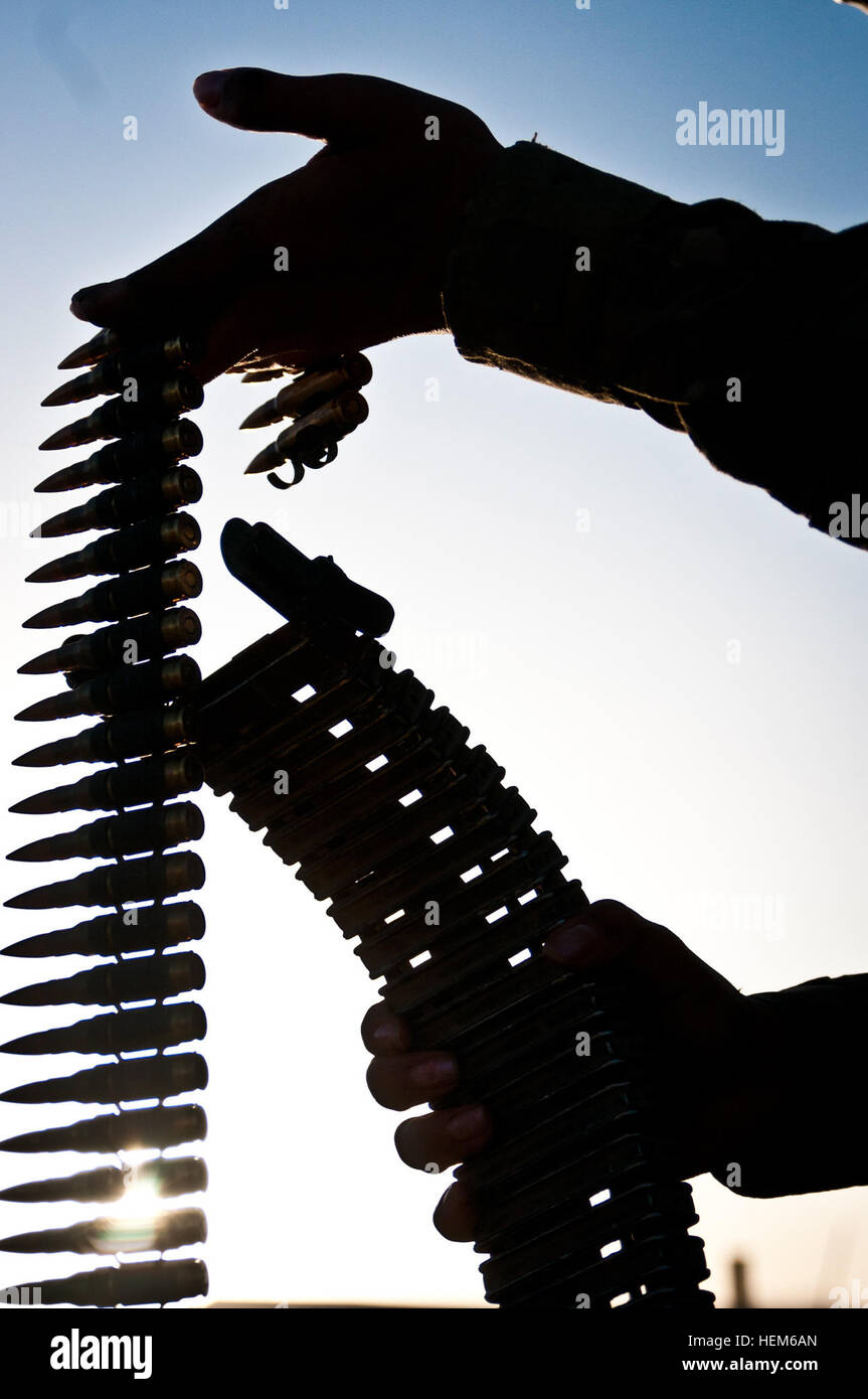 Military convoy highway night hi-res stock photography and images - Alamy