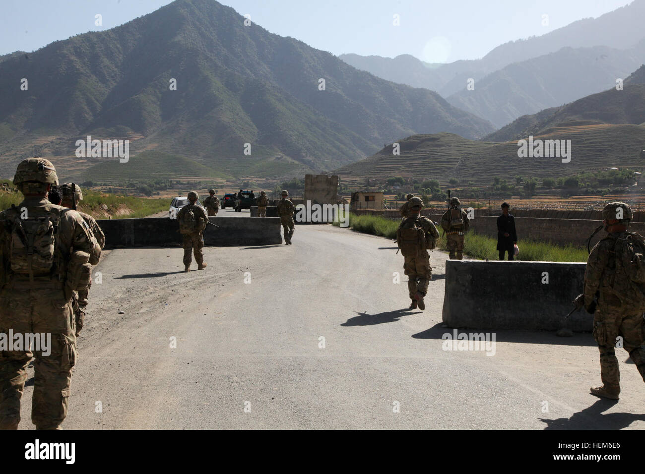 U.S. Soldiers serving with Charlie Company, 1st Battalion, 12 Infantry ...