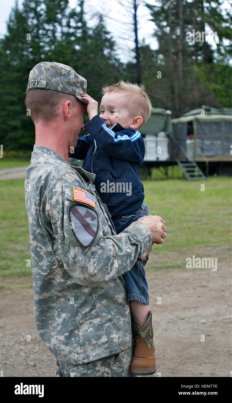 Homeland soldier hi-res stock photography and images - Alamy