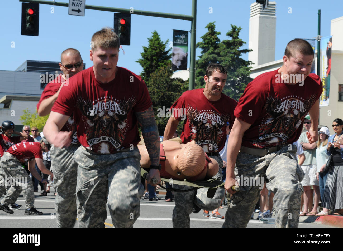 The Alaska Army National Guard "Predators of the North" race during the ...