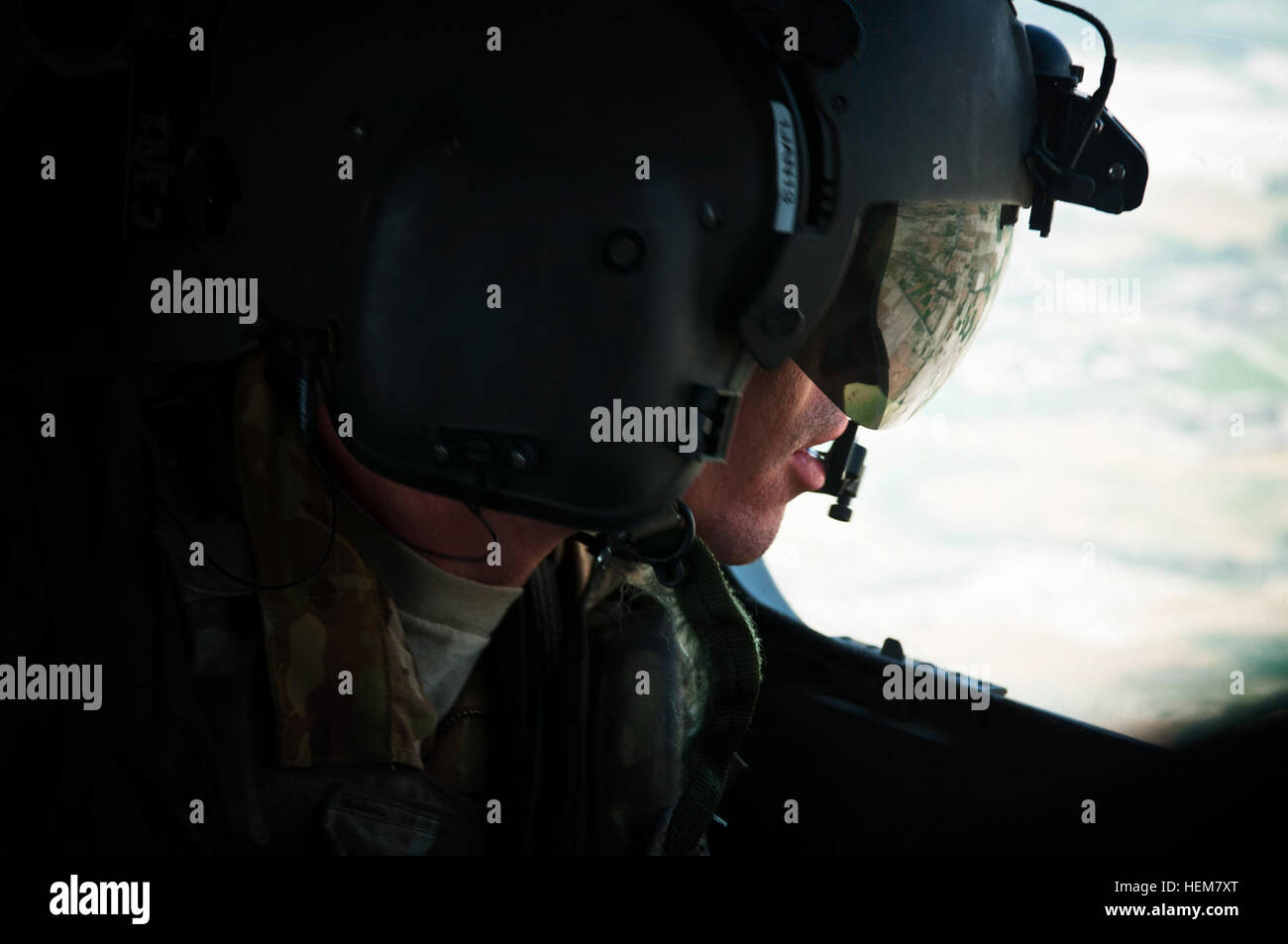 Chief caveman hi-res stock photography and images - Alamy