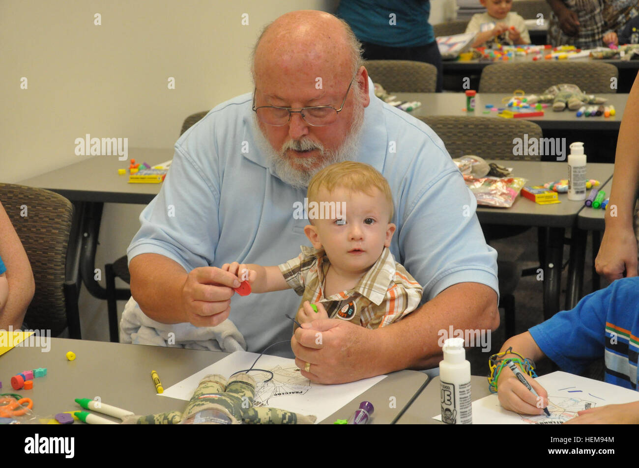 Army reserve soldiers attend hi-res stock photography and images - Alamy