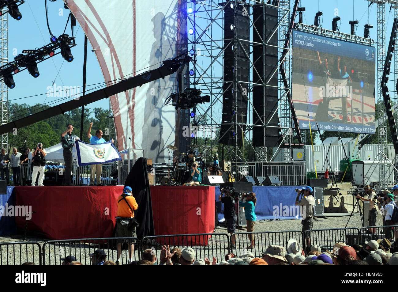 West Virginia Gov. Earl Ray Tomblin presents Randall L. Stephenson ...