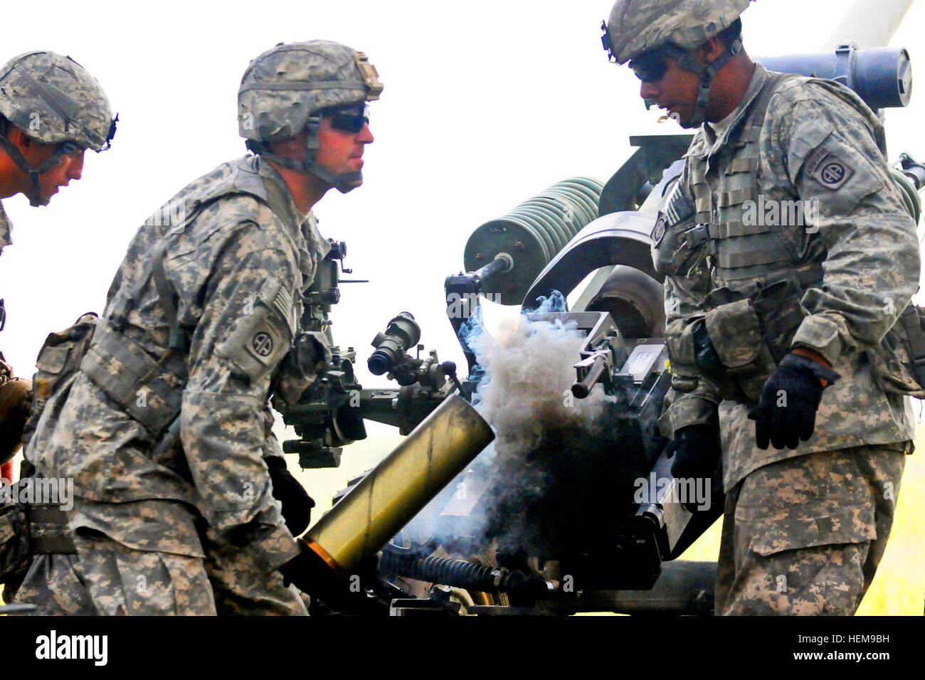 Artillery shell round hi-res stock photography and images - Alamy