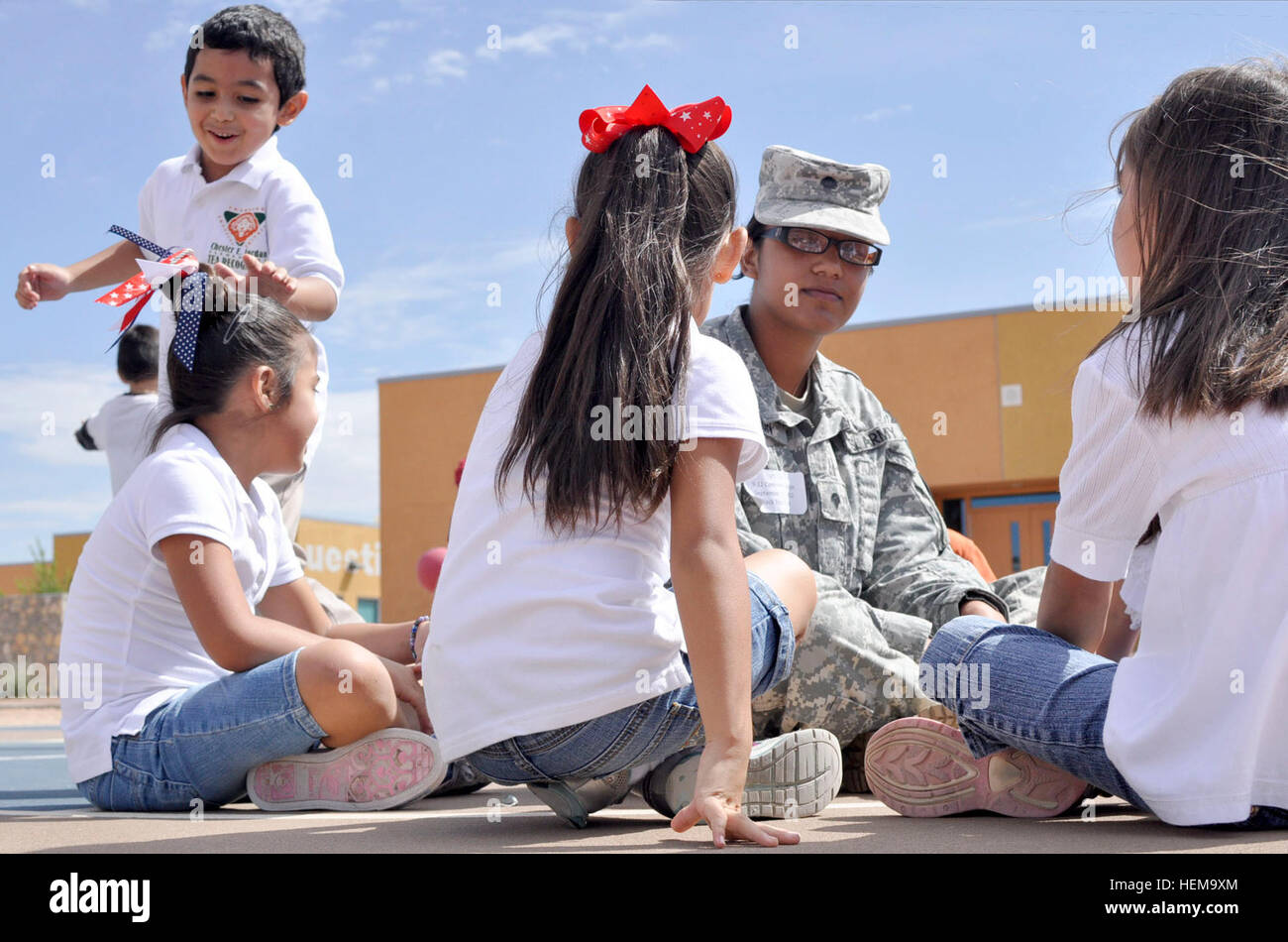 American soldiers abroad hi-res stock photography and images - Alamy