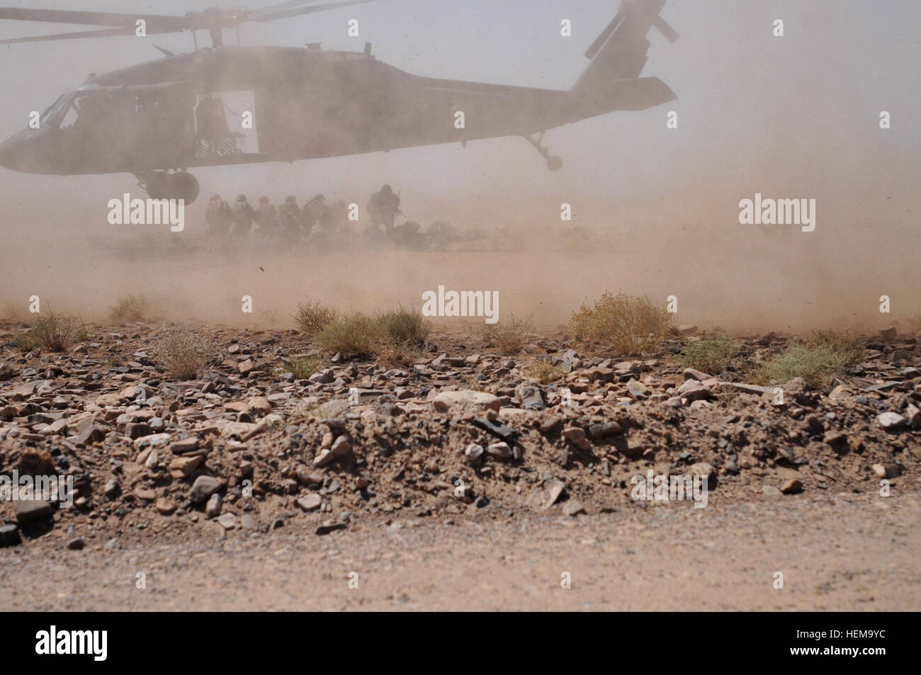 Personnel Recovery Team members with 3rd Battalion, 158th Aviation ...