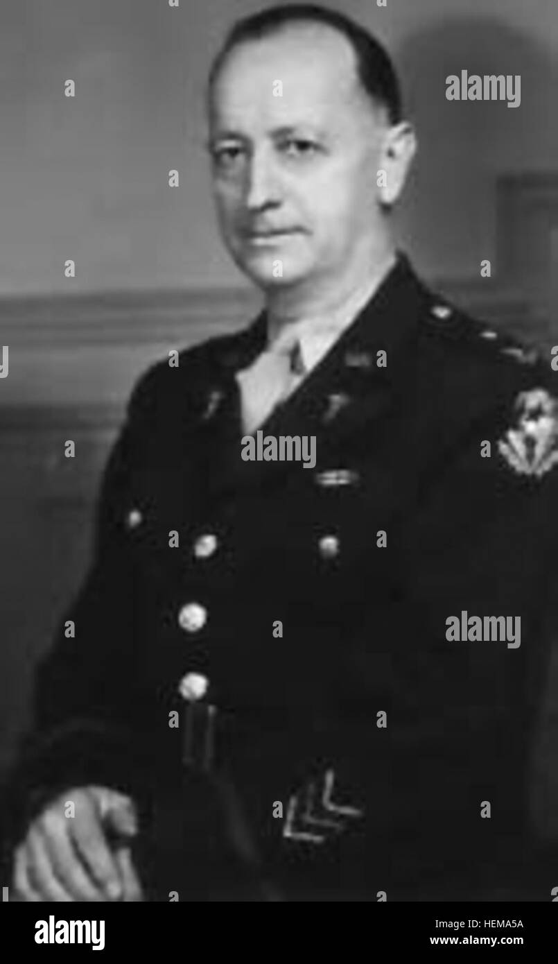 U.S. Army photograph of Colonel W.S. Middleton in 1945 Stock Photo - Alamy