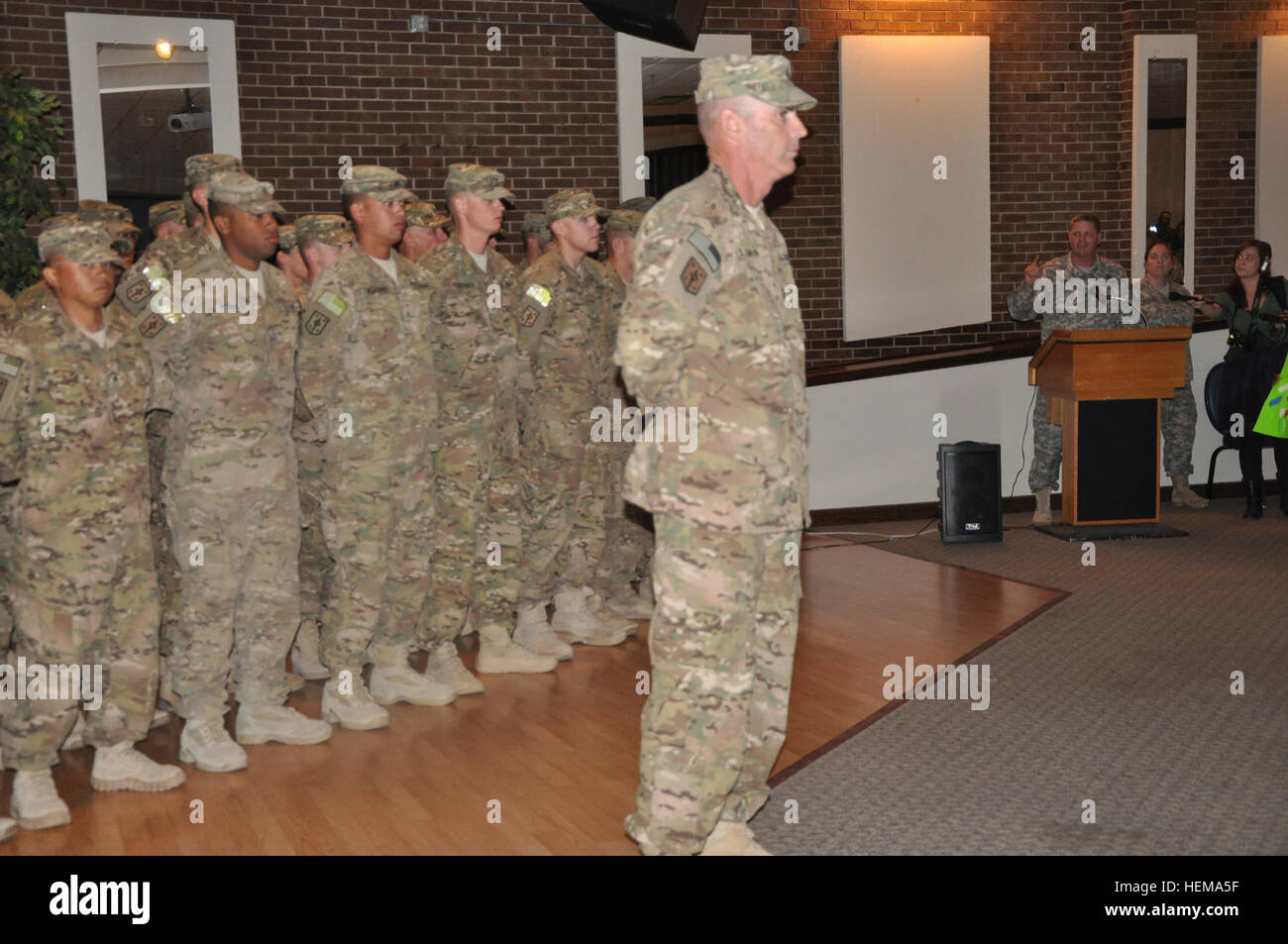 Military police soldiers 92nd hi-res stock photography and images - Alamy