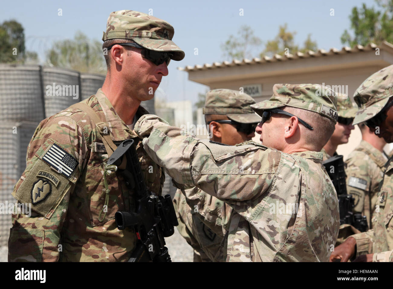 1 377 field artillery battalion hi-res stock photography and images - Alamy