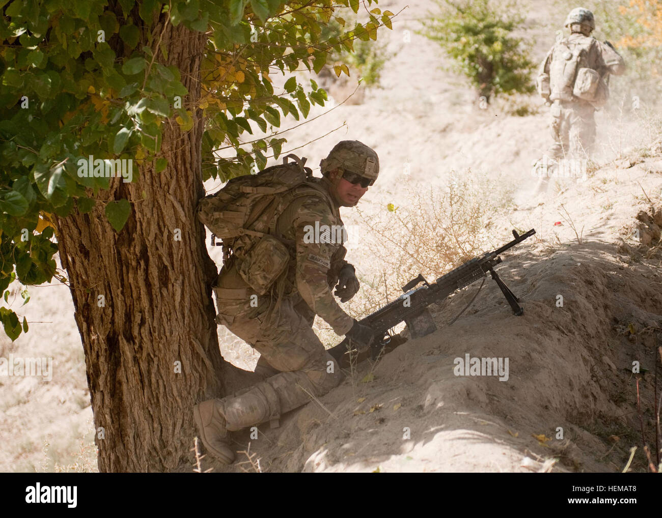 102nd machine gun battalion soldier hi-res stock photography and images ...