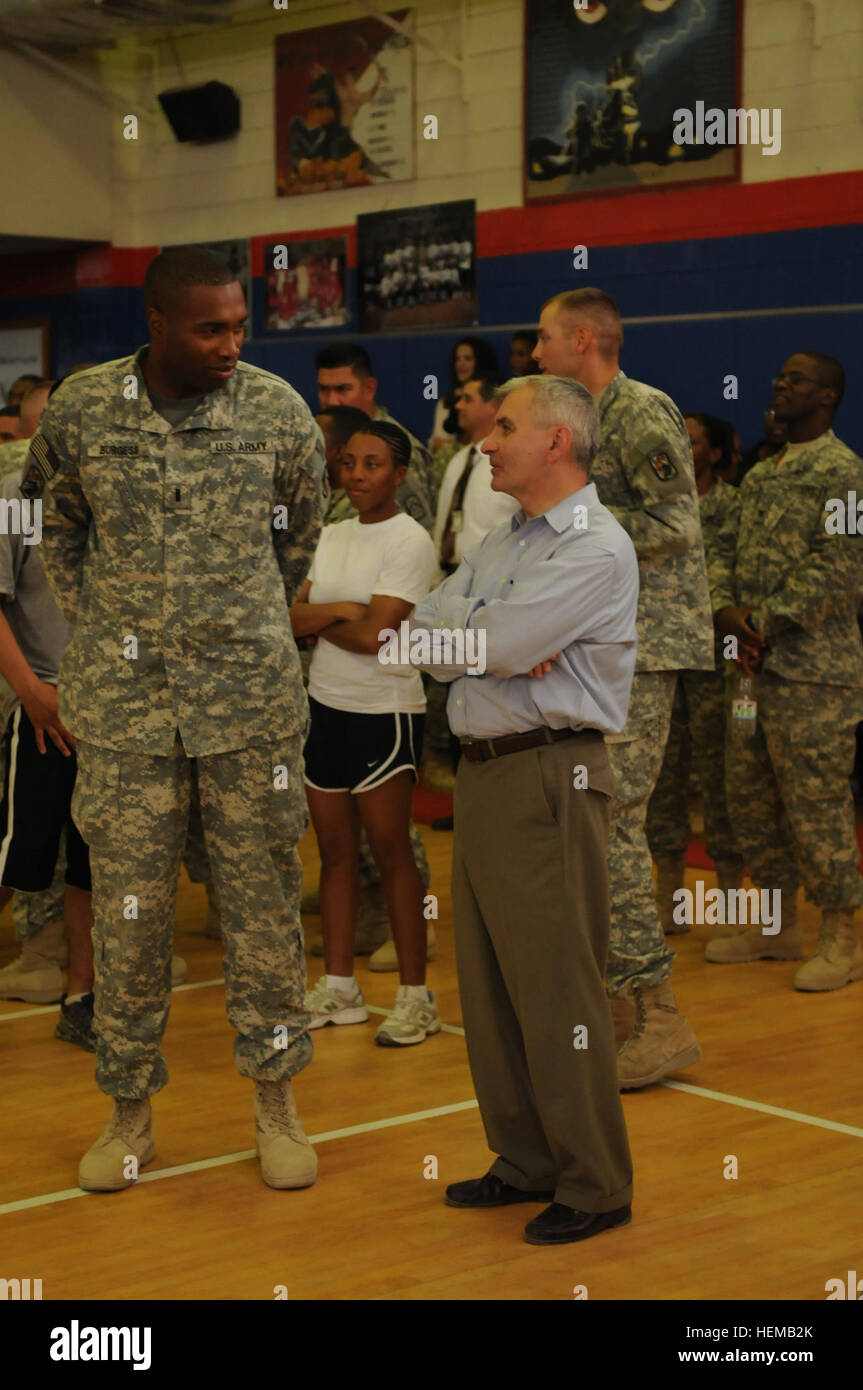 Sen. Jack Reed speaks with Soldiers at Camp Arifjan during his visit ...