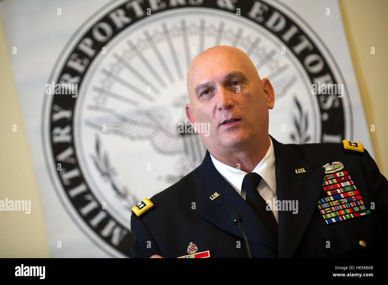 U.S. Army Chief of Staff Gen. Raymond T. Odierno gives the keynote ...